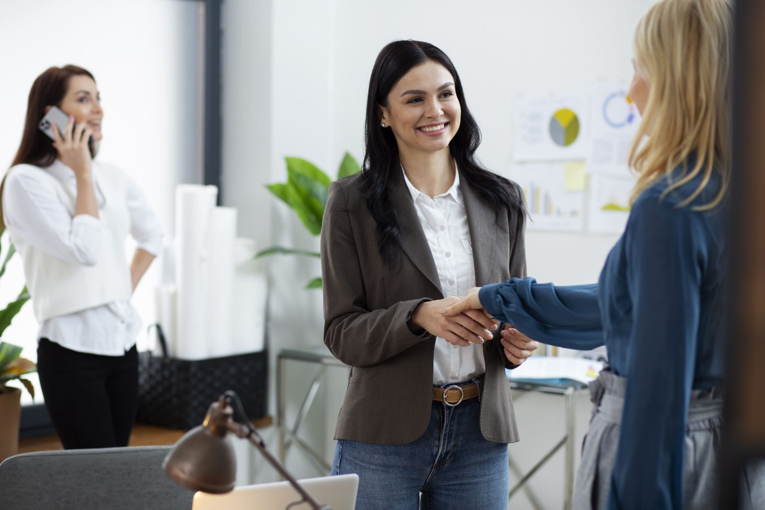 B2B Buyer Behavior Trends 2025: Insights from 150+ Projects